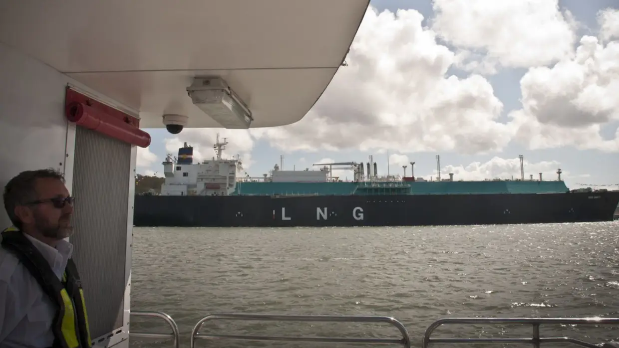 Korean giant strikes out at gas intervention - Andev Project